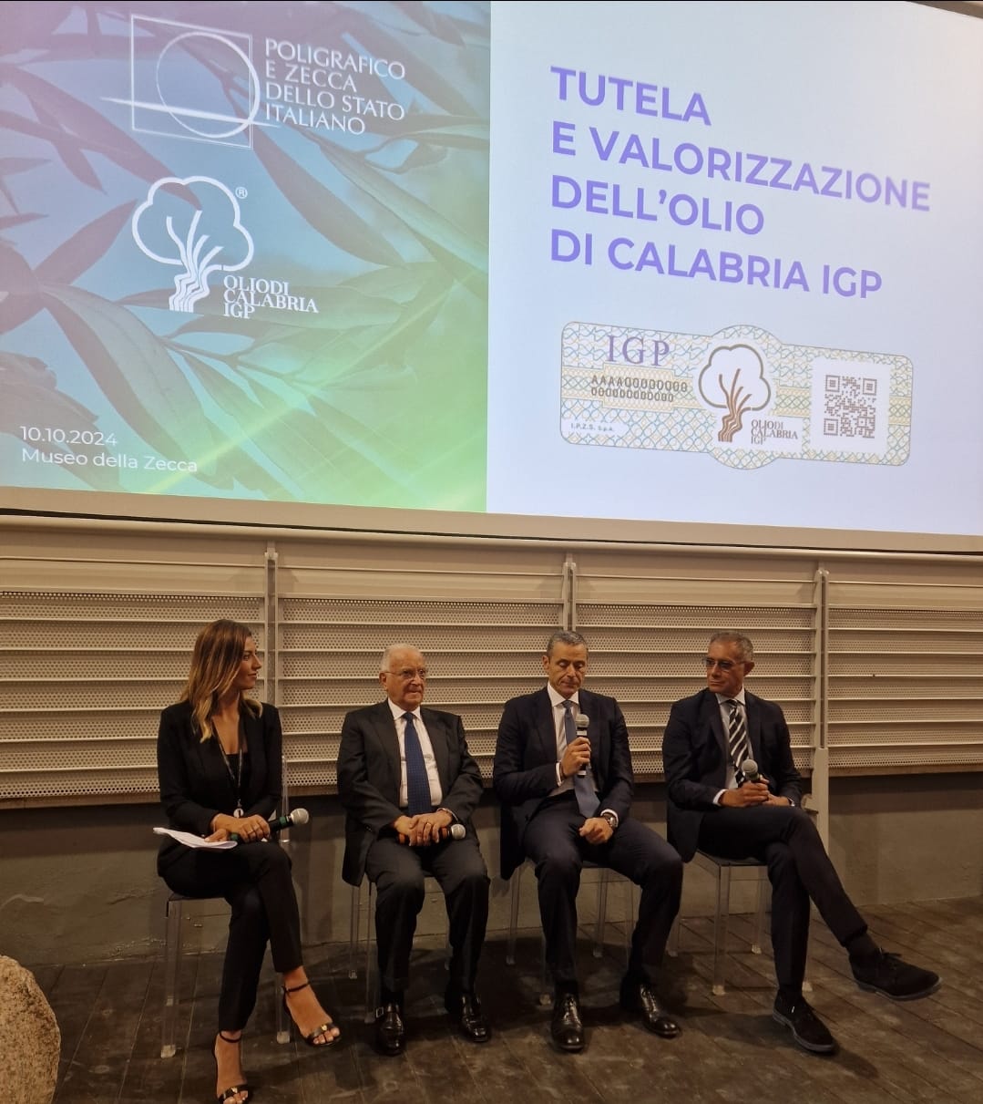 Olio di Calabria presents the official mark and qr code for ...